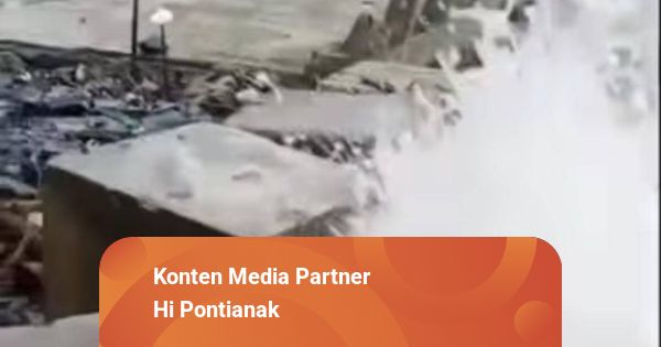 Dihantam Ombak Pasang, Jembatan Matang di Paloh Putus | kumparan.com